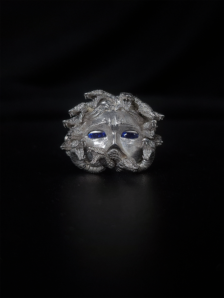 Medusa Silver – Internal Affairs